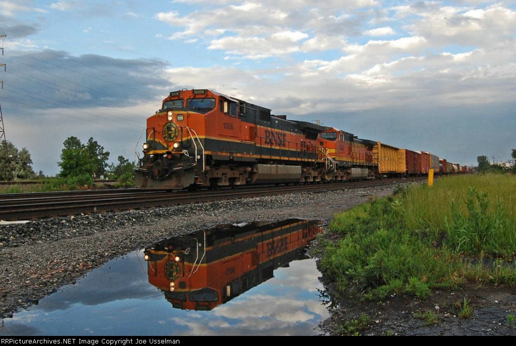 BNSF 1006